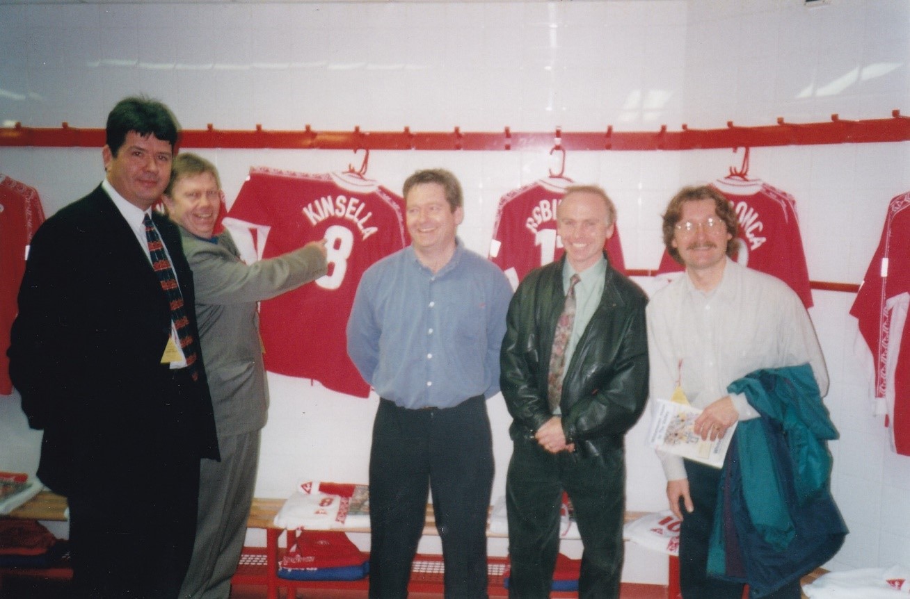 Gordon Martin - An Addick in the forest - CAST